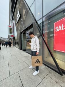 shopping women's running shoes with adidas - An Emerald City Life